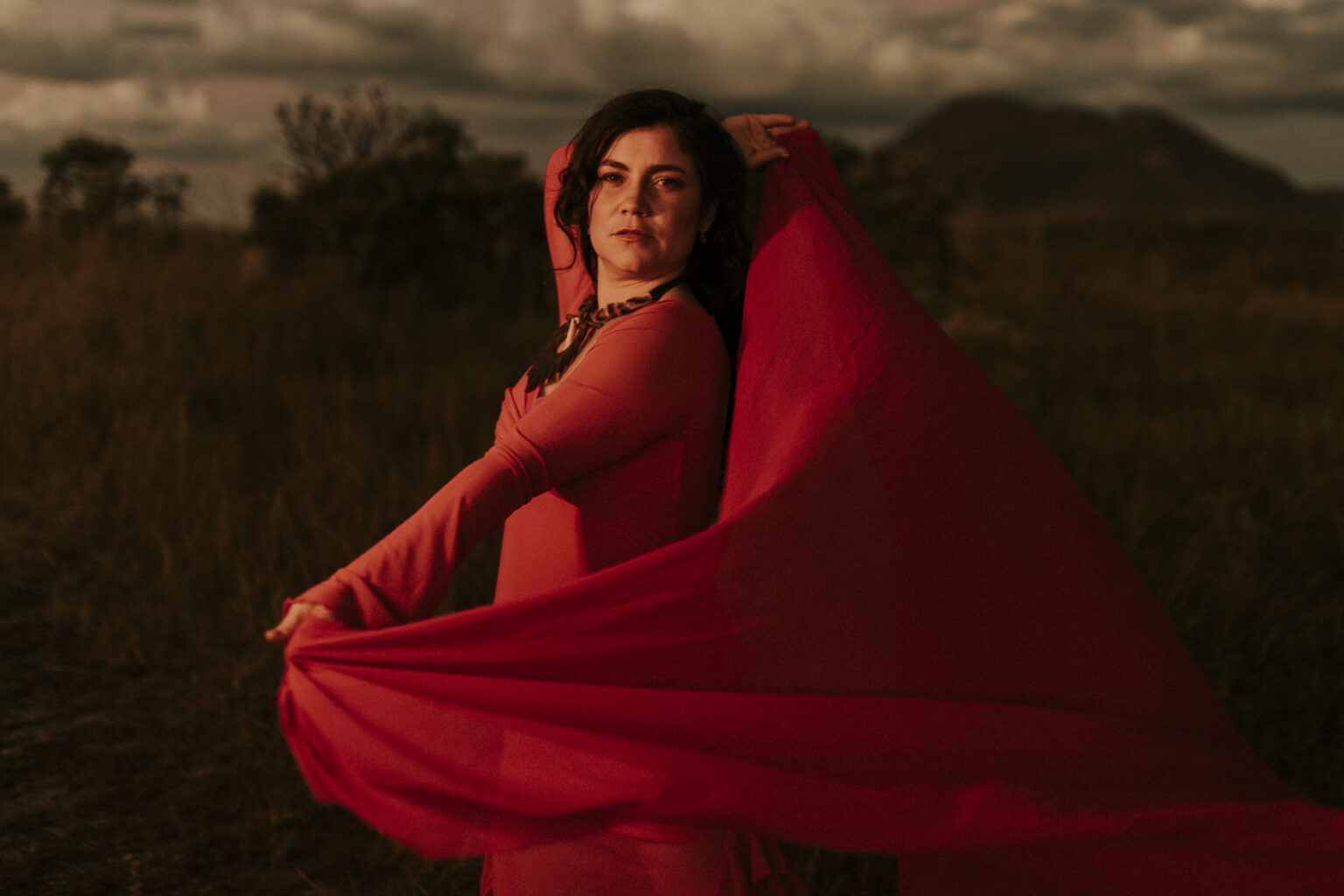 Lua Castanho lança o single “Giram Sóis” em show gratuito na Chapada ...