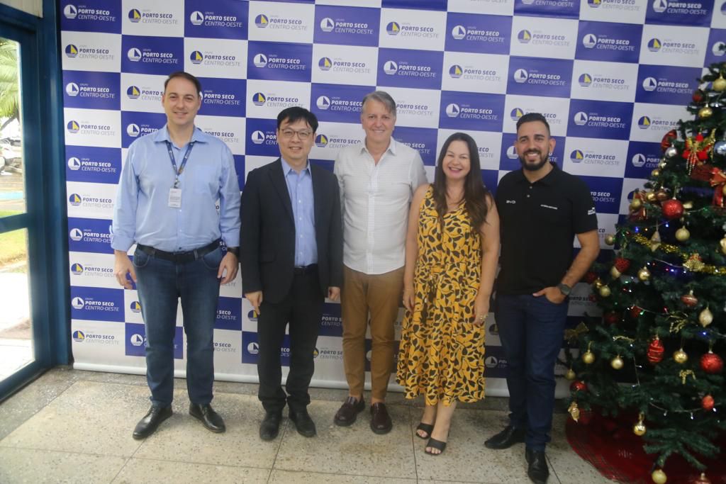 SIC recebe o CEO da BYD do Brasil para novas parcerias que irão gerar ...