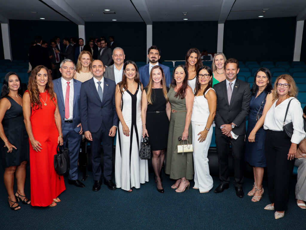 Empossados 20 novos procuradores do Estado de Goiás - PGE